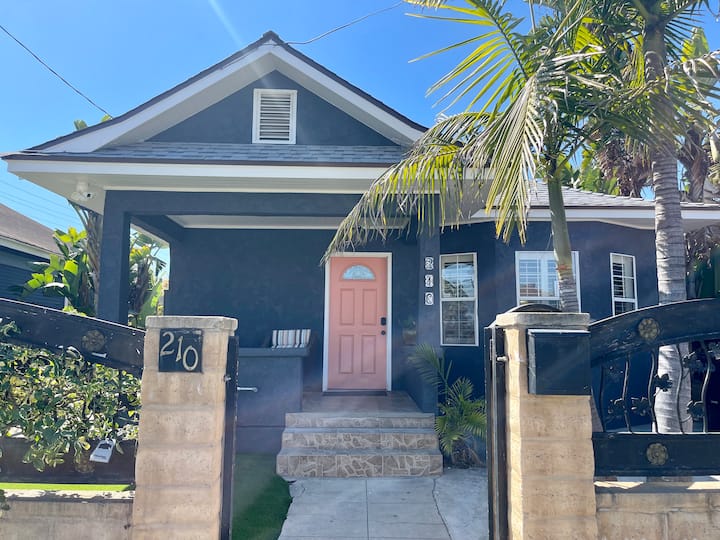 Pink Door Guest House - Upscale City Oasis W A.c. - Coronado, CA