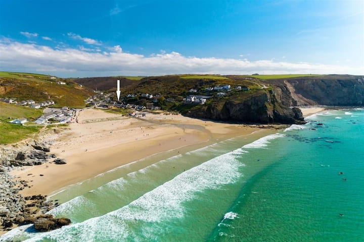 Just Beachy Beachside Apartment - Porthtowan Beach