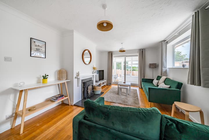 Modern, Spacious 3br Bungalow + Parking - Oxford - Oxford