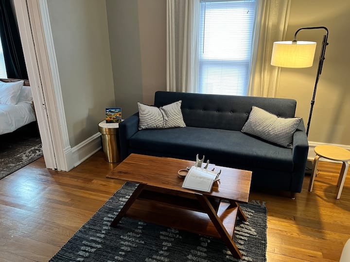 Ne Minneapolis Brick Beauty - Unit 2 - Minneapolis, MN