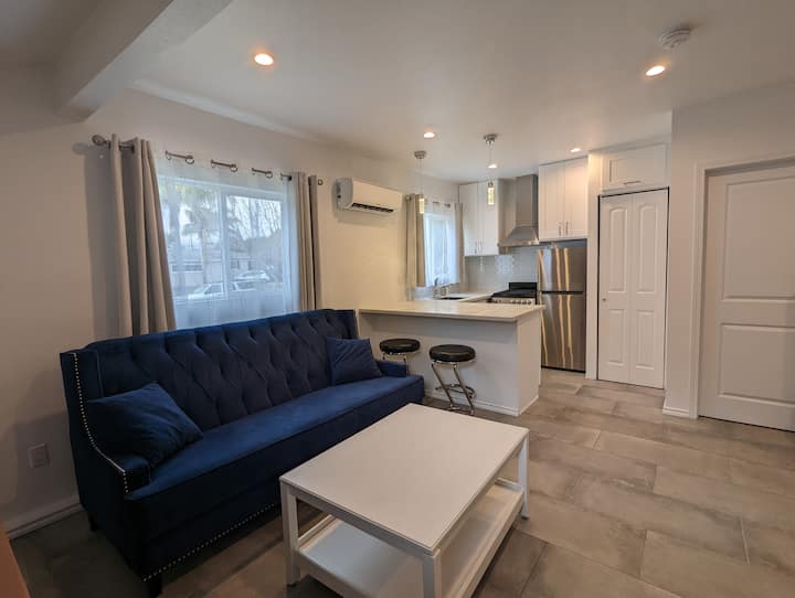 La Modern Studio - Los Angeles, CA