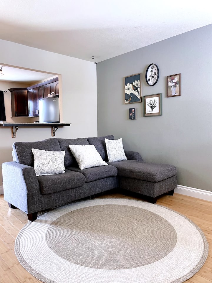 Rustic Chic In Anchorage - Anchorage, AK