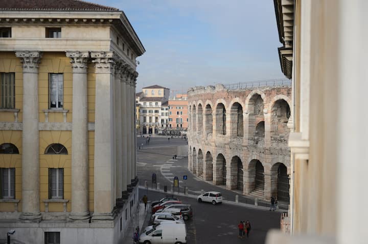 [ Finestra-arena ] - Verona