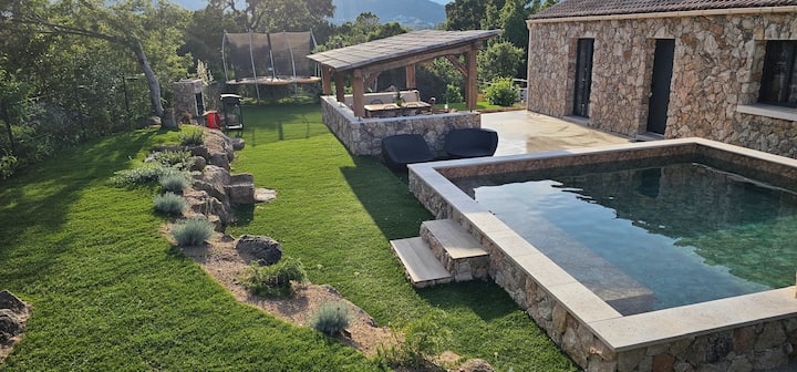 Villas-majos : Magnifique Villa Vue Montagne - Zonza