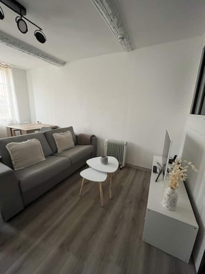 Appartement Refait à Neuf 4 Pers - Toulon