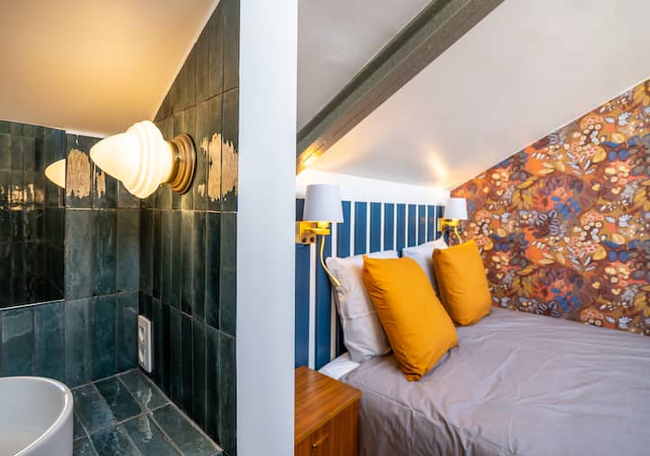 La Camuche D'henri Lacoste - Duplex 45 M2 - Gare - Tournai