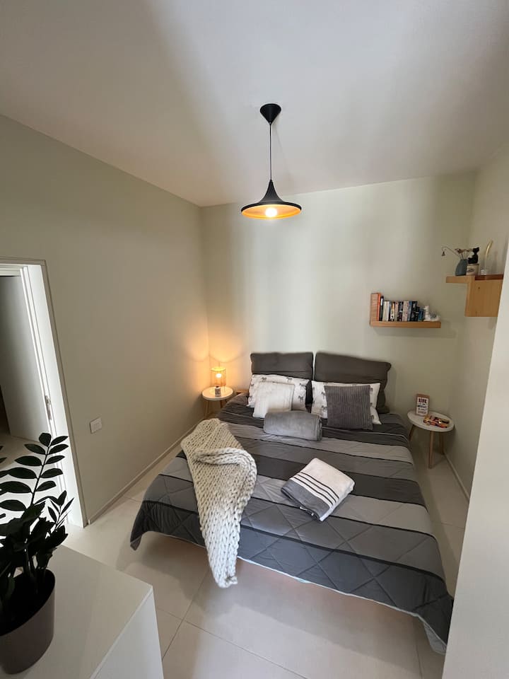 Cozy And Centric Private Room - Malta