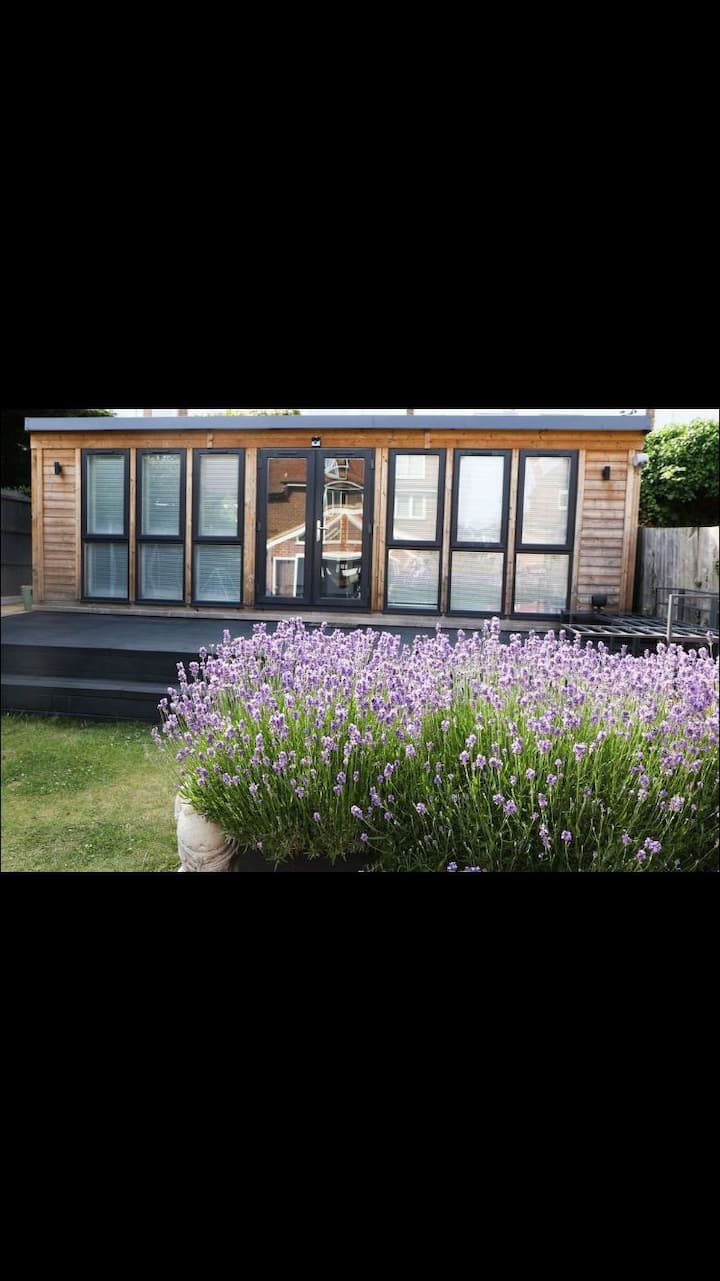 Garden Cabin Close To The Tube - Ilford