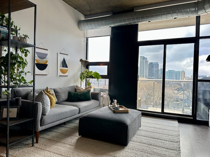 Spacious Loft In King West Toronto - Toronto