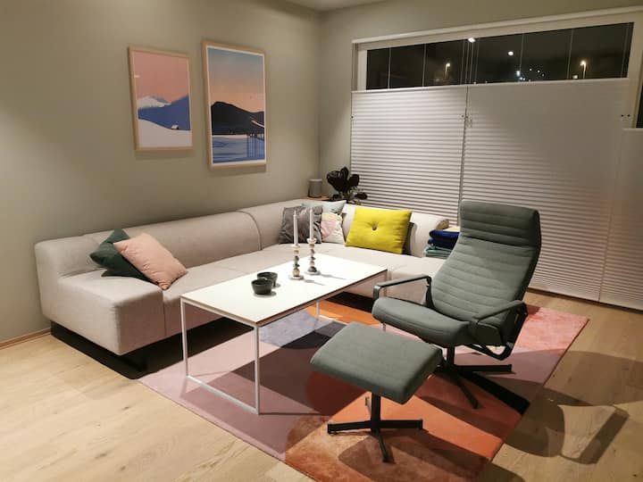 Modern And Central Apartment Near Lake Prestvannet - Tromsø