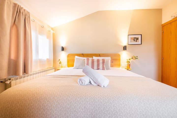 Hotel Donosti - Double Room With Private Bathroom - San Sebastián