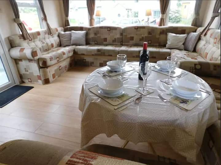Caravan At Farm Stay In Central Anglesey - Anglesey