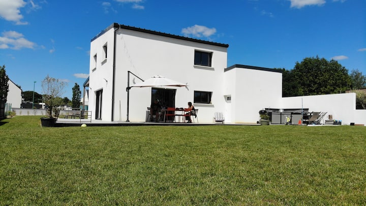 Calme à Proximité De La Côte.
à Moins De 25 Min. - Département Morbihan