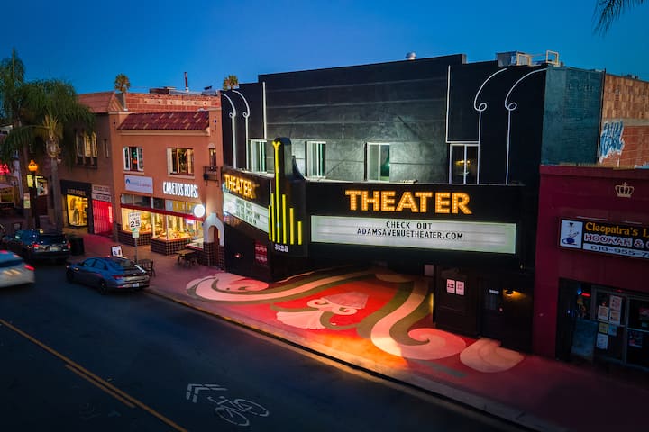 Iconic | Designer Residence At Adams Ave Theater! - Tierrasanta - San Diego