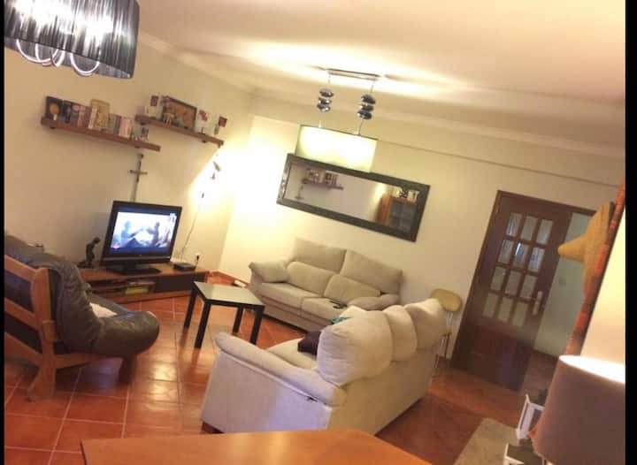 Suite Privada Em Duplex T4 - 托馬爾