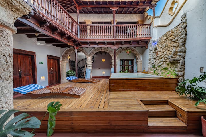 Casa De La Moneda, Walled City 6bd - Cartagena de Indias