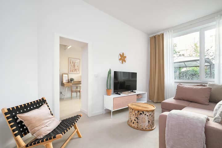 Mediterranean Flair Near Cathedral For 9, Terrace - Cologne