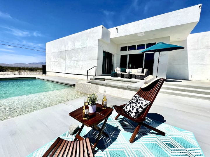 ~Desert Serenity~ Healing Saltwater Spa And Pool ~ - Palm Springs, CA