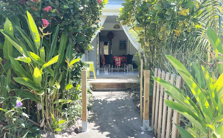 Anse à L'ane-beau T2 Rez Jardin - Les Anses-d'Arlet