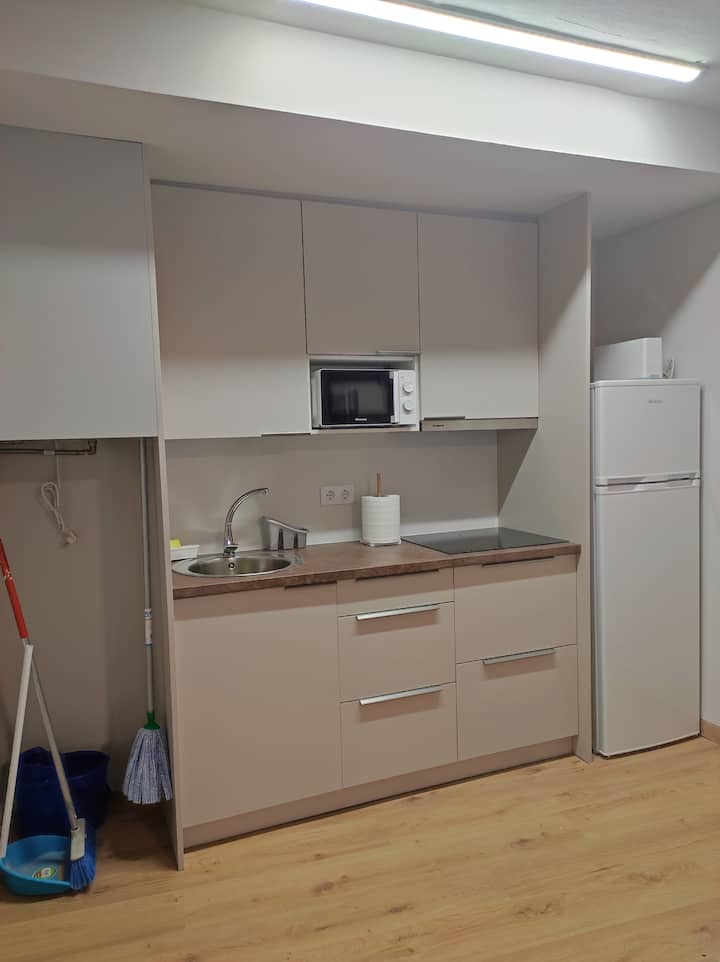 Apt1 Acollidor Al Centre De Vic - Vic