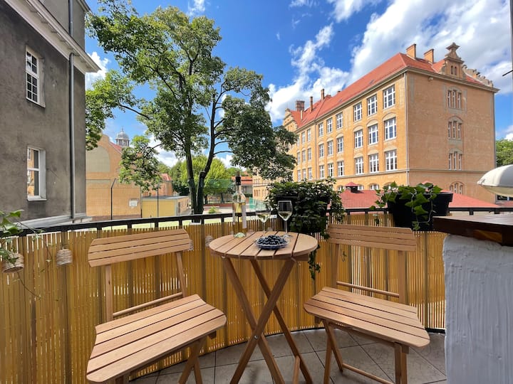 Apartament Z Niebieskimi Drzwiami - Poznan