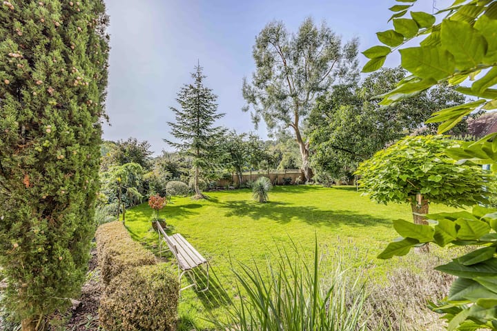 Beautiful Cottage In South Downs | Pass The Keys - Hampshire