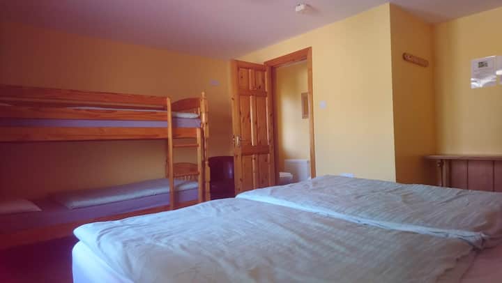Failte Lodging Kenmare-room Only (B) - Kenmare