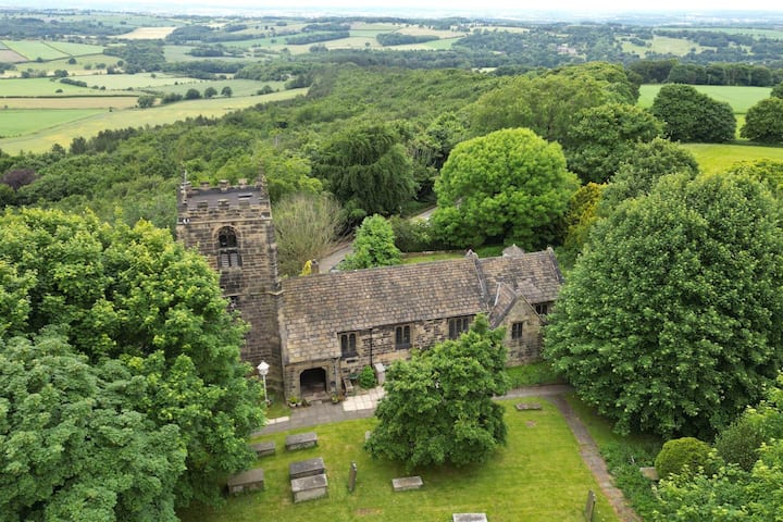 Eagles Retreat At All Hallows Church - Barnsley