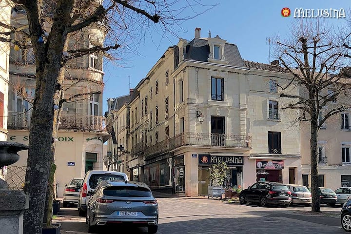 Changez D'époque, Les Demeures De Mélusina - Loudun