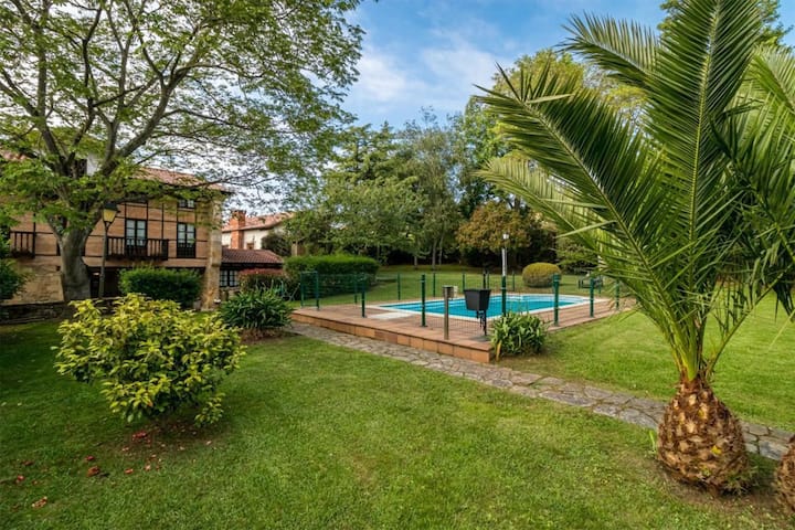 Casona Con Piscina Cerca De Santillana Del Mar - Torrelavega