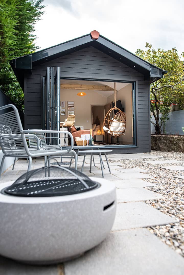 New Gingerbread Lodge Of Tranquility - Torquay
