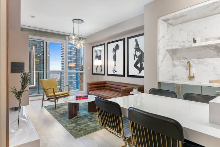 Luxury Modern *Scotiabank Arena* - Toronto