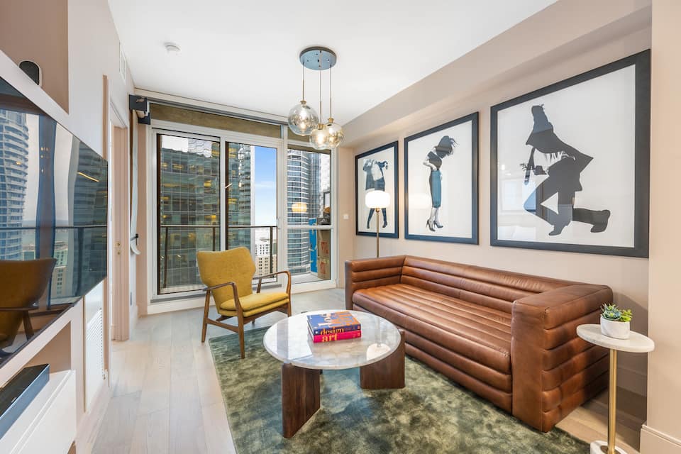 Downtown Toronto Apartment Vacation Rentals - Old Toronto, Toronto ...