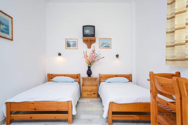 Golden Beach Glyfada - Garden View Apartment (No6) - Naxos