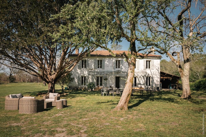 Entre Chênes Et Pins, Gîte De Groupe 3* Proche Lac - Hostens