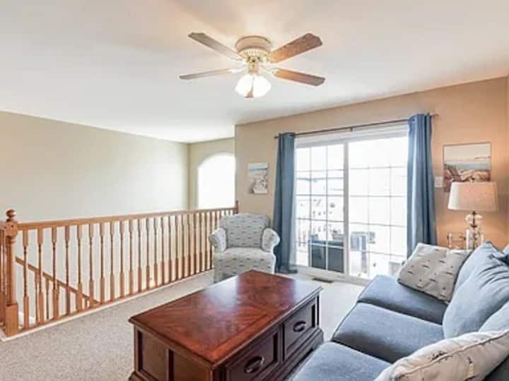 3 Floor Townhouse - Steps To The Beach! - Wildwood, NJ