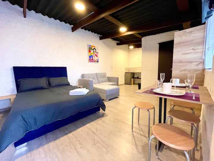 Apartamento En Casa Colonial Centro Internacional - Bogota