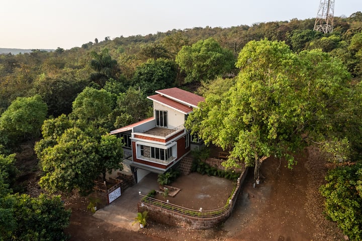 Swara Bunglow -3 Bhk (1 Ac & 2 Non Ac) - Dapoli