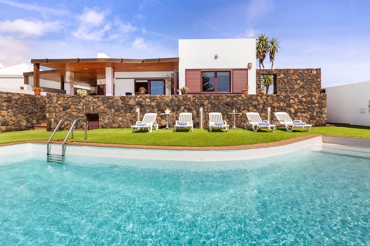 Home2book Luxury Villa Playa Honda, Private Pool - Arrecife