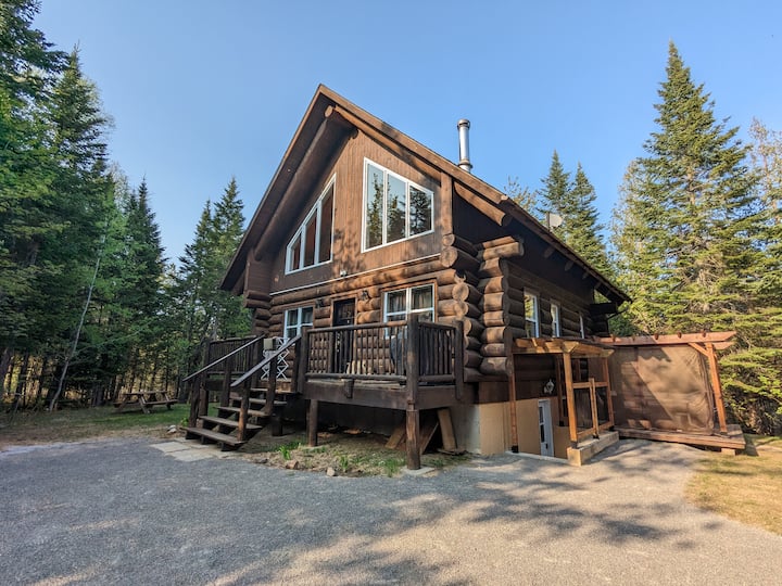 Chalet - Terrain Privé + Spa & Foyer - Rawdon