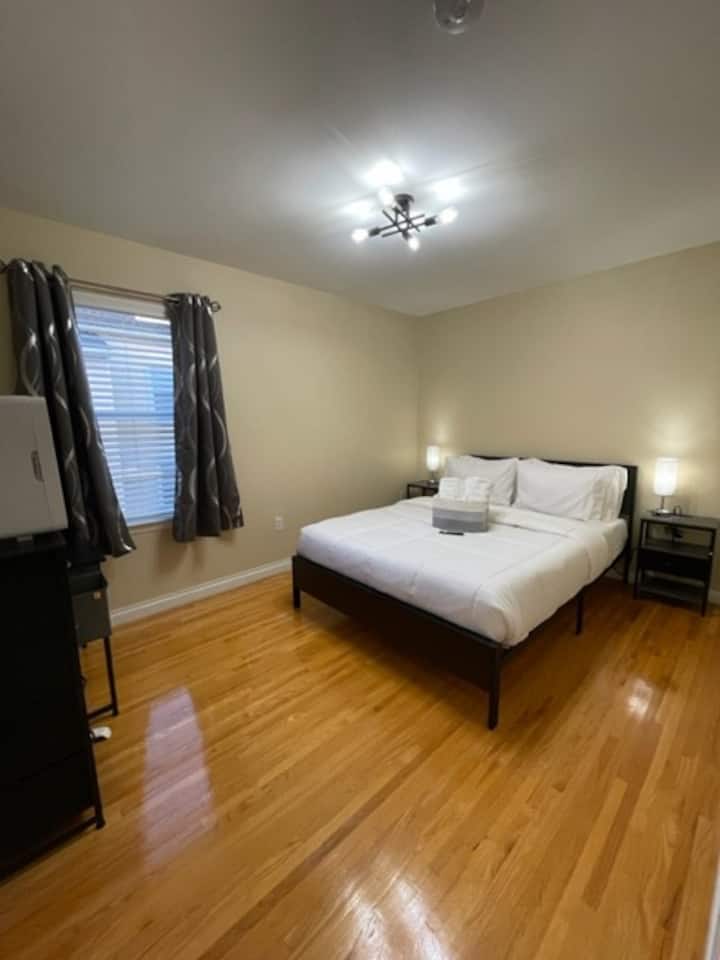 Private Bedroom 3- Minutes From Newark Airport/nyc - Elizabeth, NJ