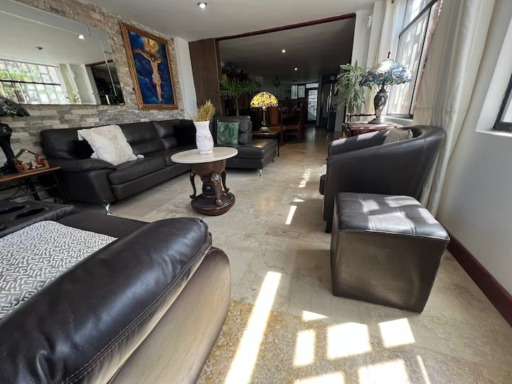 Inviting 3br W/ View & Terrace In Pisco - Pisco