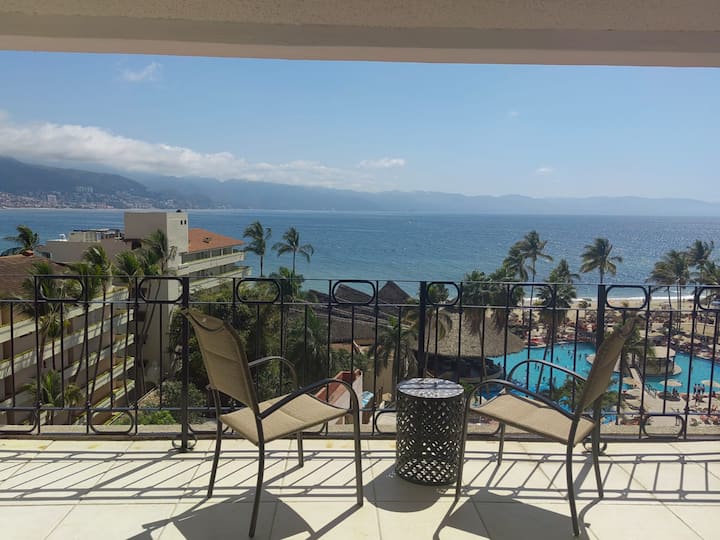 Modern Condo Newly Remodeled With Panoramic Views - Puerto Vallarta