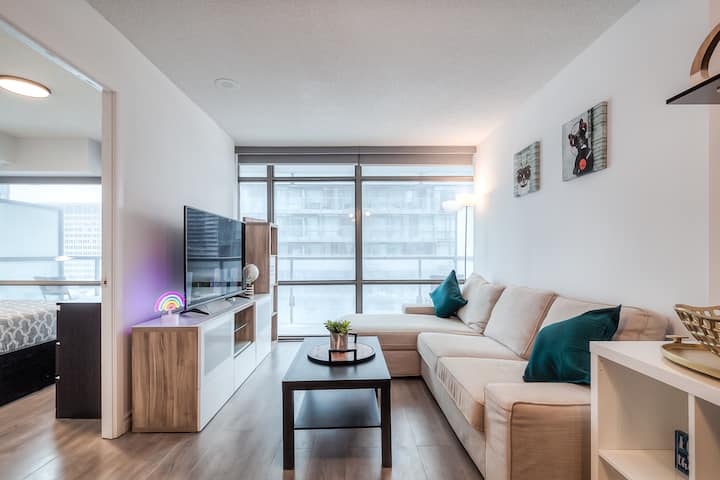 Monthly Rental Condo W 2 Queen Beds Near U Of T - Toronto