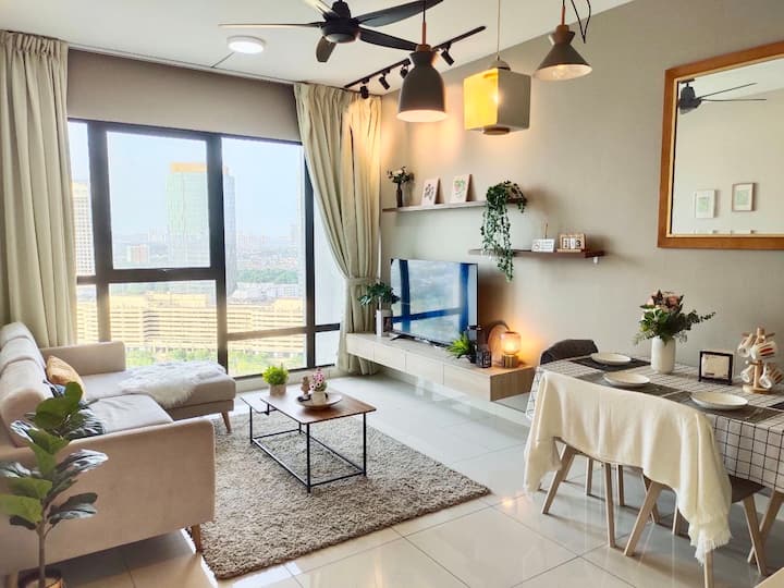 Mosaic 2br With Midvalley Skylineview 8-12pax Lv24 - Johor Bahru