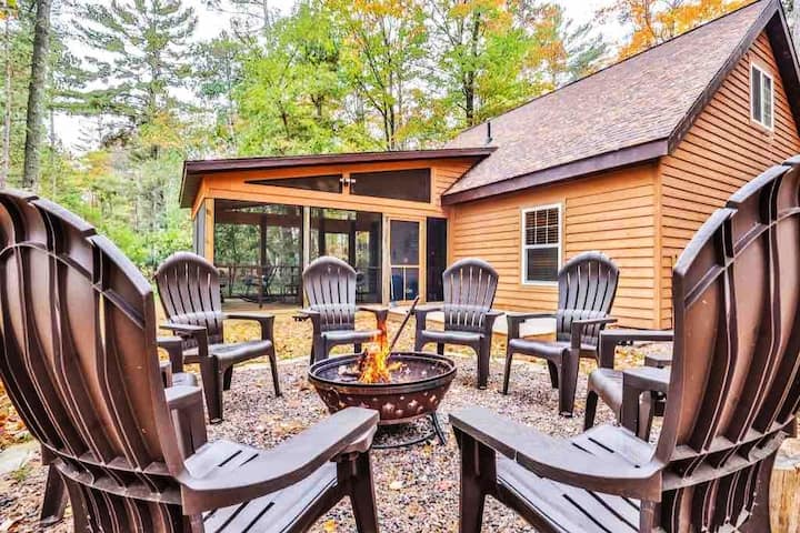 Year Round Luxury Cottage - Eagle River, WI