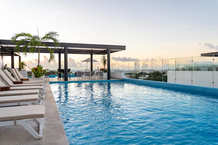 Spectacular Ph With Private Jacuzzi Steps From 5th - Playa del Carmen