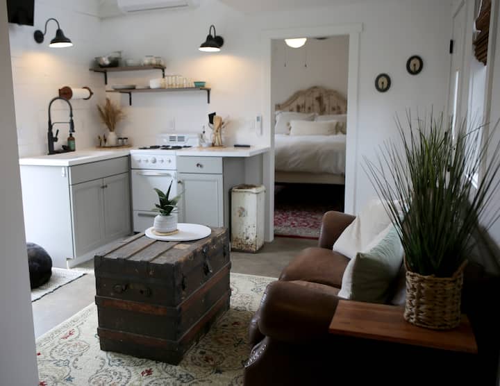 Buckley Farm's Casita - Canyon Lake, CA