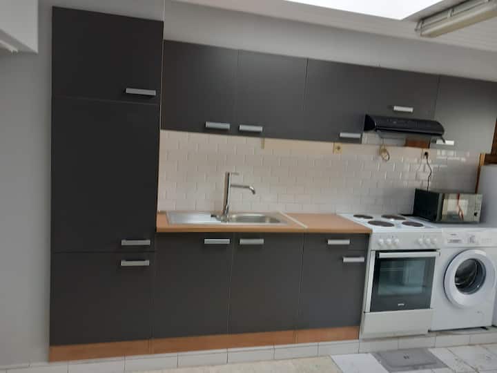 Accommodation With 5 Single Beds - Ninove