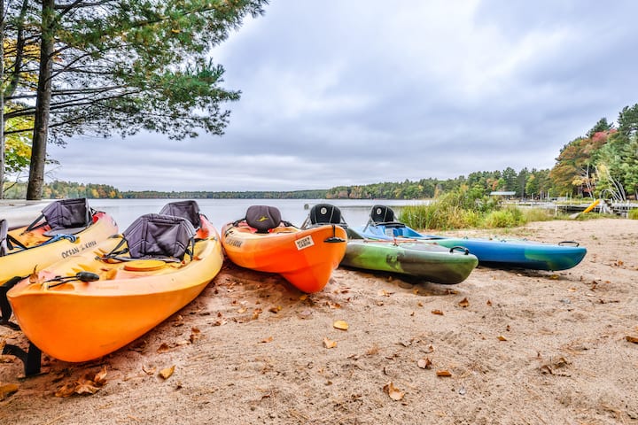 Pet Friendly! Crystal Clear Private Lake Cabin - Eagle River, WI